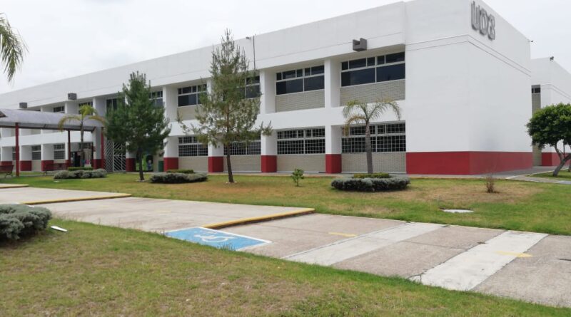 Realizó la Uptx proceso de ingreso a becas de excelencia