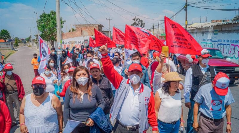 «El Quillo» arranca su campaña con magno evento en Ayometla.